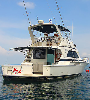 «My Lily» motor yacht for rent in Phuket.