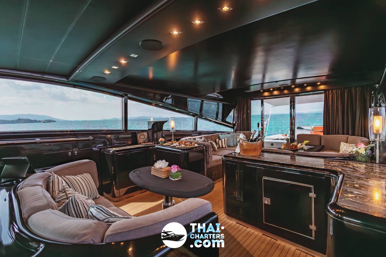 "Moon Glider 90ft" superyacht