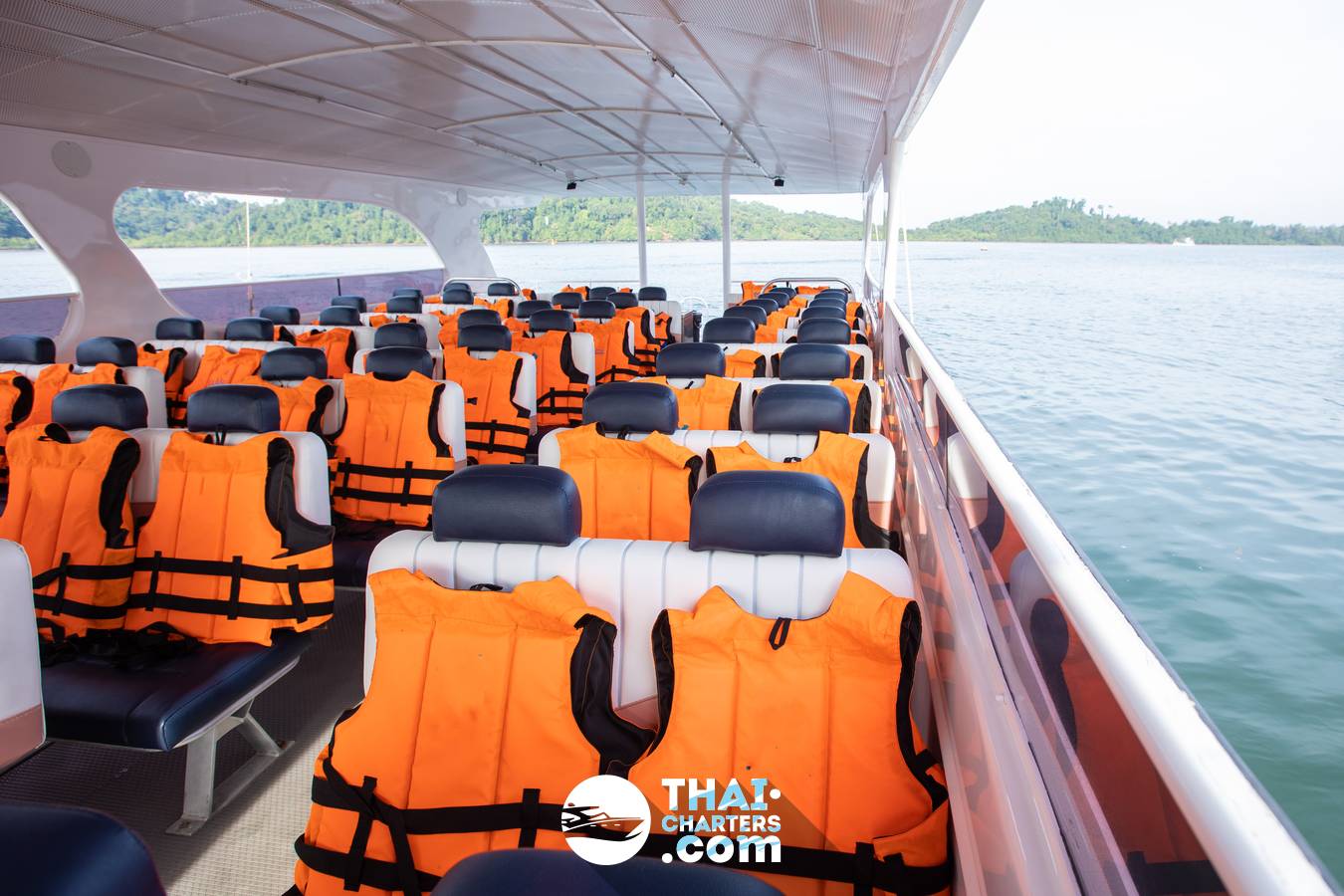 «Catamaran Aluminous» Power Catamaran for rent in Phuket