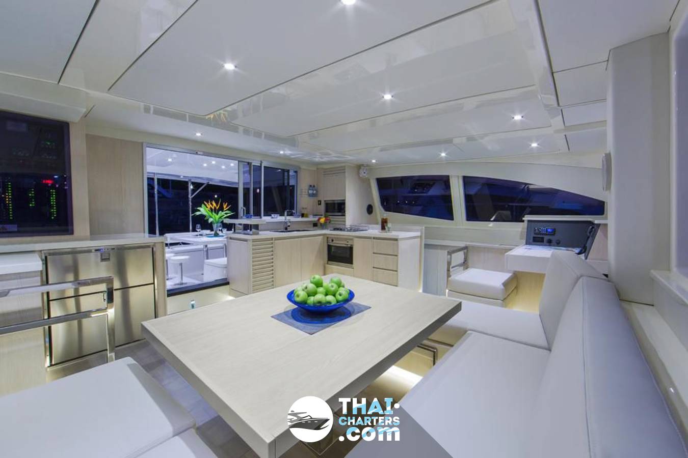 «Leopard Aura 51» Power Catamaran for rent in Phuket