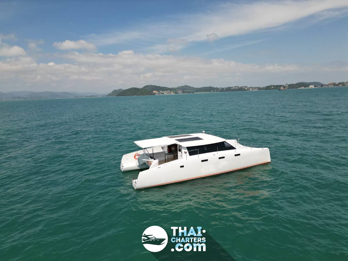 «Formula 42ft» Power Catamaran for rent in Phuket